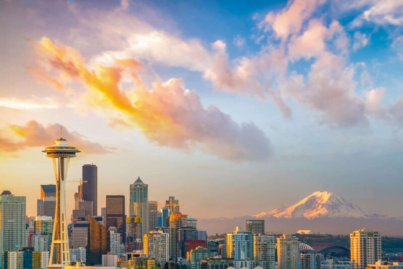 20 HONEST Pros & Cons of Living in Seattle (Let's Talk About It)