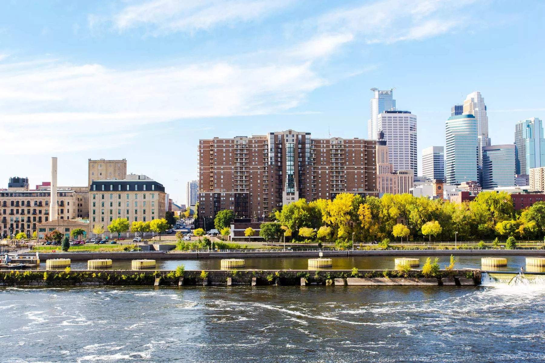 15 HONEST Pros & Cons of Living in Minneapolis (Let's Talk!)
