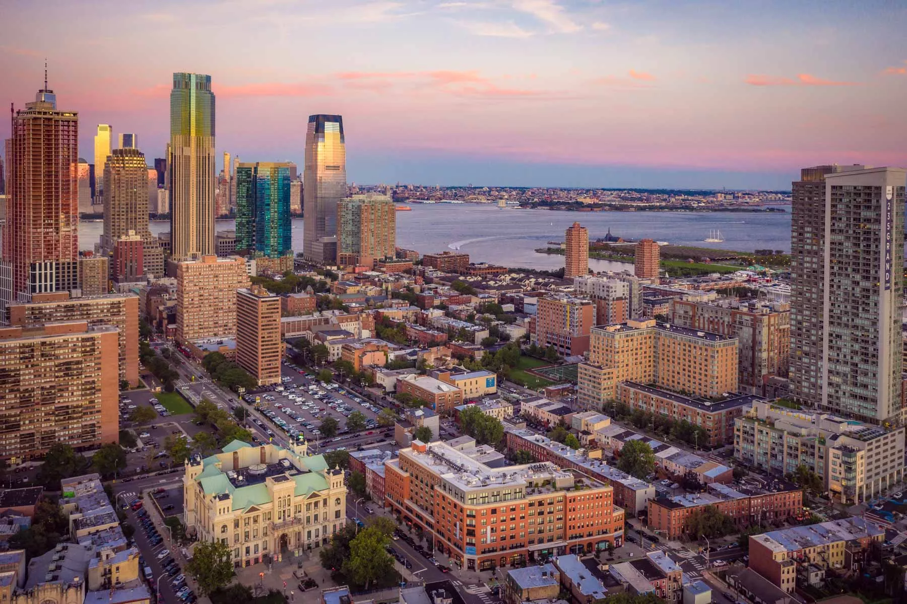 18 HONEST Pros & Cons of Living in New Jersey (Real Talk)