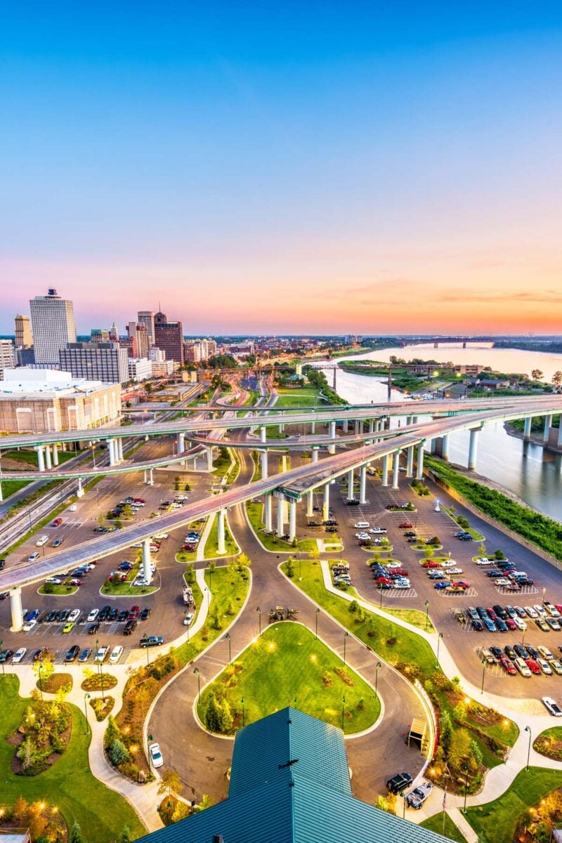 15 HONEST Pros & Cons of Living in Tennessee (Let's Talk)