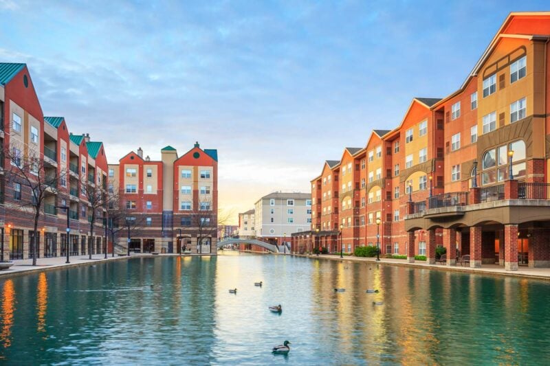 15 HONEST Pros & Cons of Living in Indiana (Helpful Local Guide)